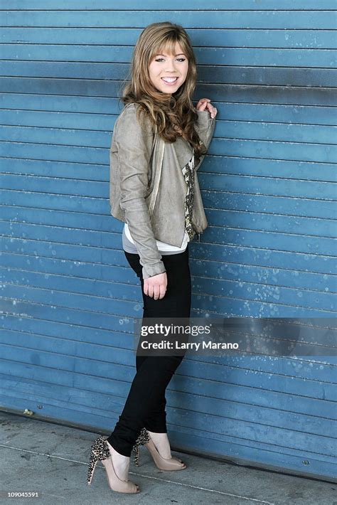 Jenette Mccurdy Capitol Records Nashville Recording Artist And Star