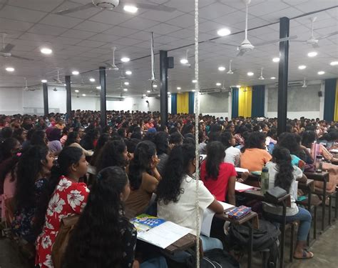 Puduma Iskole පුදුම ඉස්කෝලේ ~ පළමු දිනය Facebook