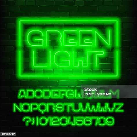 녹색 표시등 알파벳 글꼴입니다 네온 빛 문자와 숫자 벽돌 벽 배경입니다 타이포그래피 설계를 위한 스톡 벡터 유형집합입니다 0명에 대한 스톡 벡터 아트 및 기타 이미지