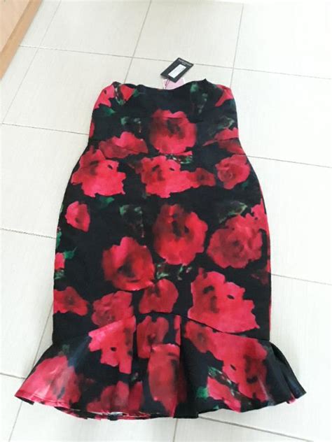 Сукню — ціна 100 грн у каталозі Сукні міді Купити жіночі речі за доступною ціною на Шафі