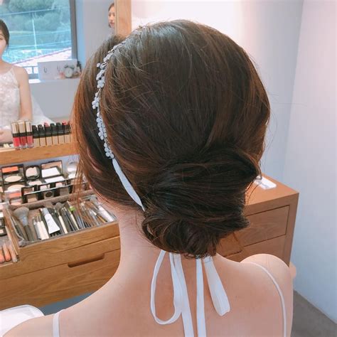 청담동미용실 꼼나나 루이부원장🥇컨투어링컷사이드뱅 On Instagram 오늘 너무 예뻤던 방신재 신부님👰🏻 뒷모습마저예쁨웨딩 꼼나나루이웨딩신부