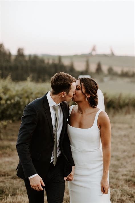 Scott Mills Or Winery Wedding Venue Frequently Asked Questions — Vineyard View Celebrations