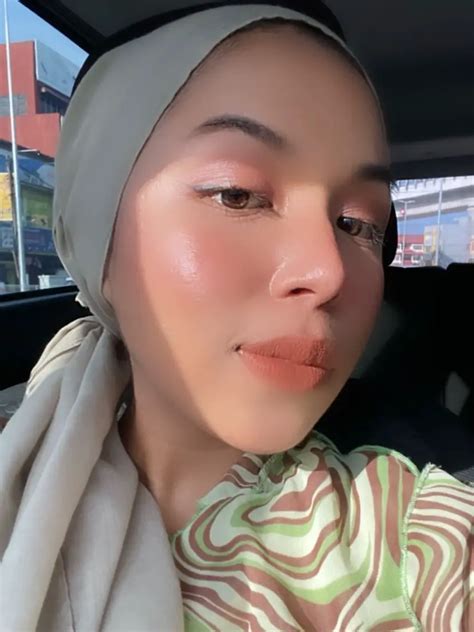 Daily Cream Blusher From In2it Galeri Disiarkan Oleh Deanna Lemon8