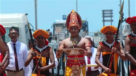 අලුත් අවුරුදු නැකැත් සීට්ටුව ජනපතිට පිළිගන්වයි ‘nekath Seettuwa Youtube