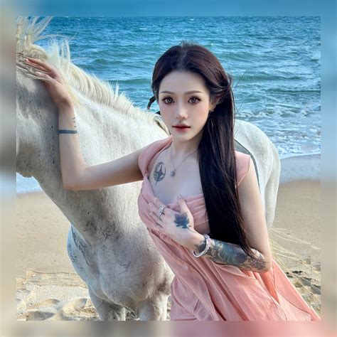 是你的彬宝 On Twitter 美貌加上任何一张牌都会是王炸 唯独单出是死路一条☁️ 深圳ts 杭州ts 广州ts 北京ts