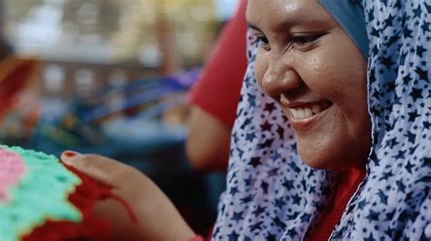 Woman Muslim Veil Free Stock Video Pixabay