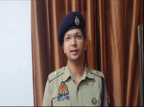 Up Encounter Between Police And Miscreants In Noida One Injured