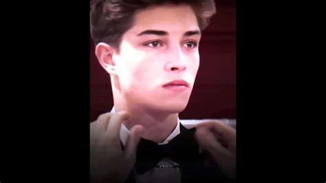 Chico The Best Male Model 🤫🧏⚡ Looksmaxxing Mogged Mogger Chicolachowski Model Edit