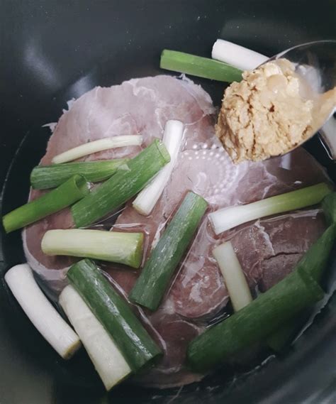 소고기사태수육만들기 전기압력밥솥 사태수육 간단소고기사태수육 손님초대요리