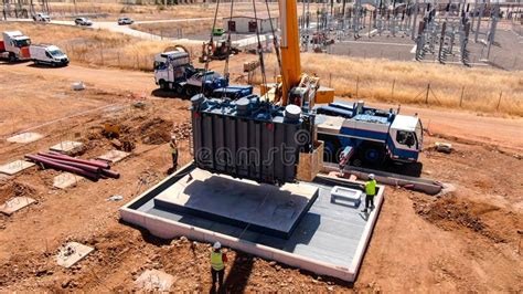 Lifting Process For The Assembly Of Electrical Transformers In Solar