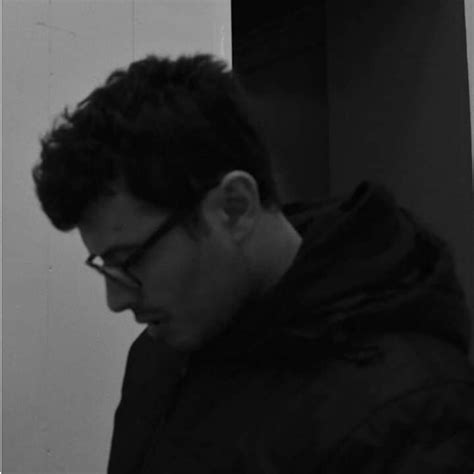 Nonleggerlo Nonleggerlo Added A New Photo