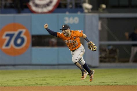 Astros Jose Altuve A Finalist For Al Mvp Award