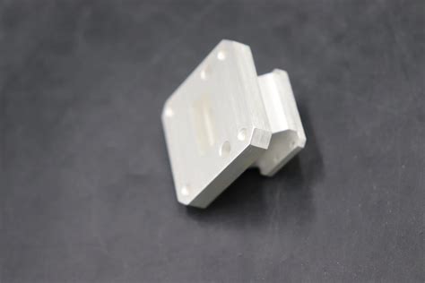 How Do Bend Radius Waveguide Dimensions And Frequency Affect Signal Loss In E Bend Waveguides