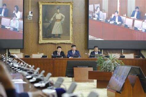 ХЗБХ Хүний эрх эрх чөлөөг баталгаатай эдлүүлэхэд чиглэсэн хууль тогтоомжуудыг чуулганы нэгдсэн