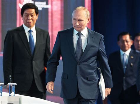 ОХУ ын Төрийн хэвлэлд Хятад НАТО г буруутгаж Оросыг дэмжлээ гэж мэдээлснийг Хятад судлаач