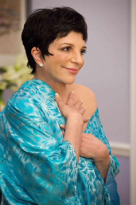 Arrested Development 10 Teases For Season 5 Plus A Season 4 Recap