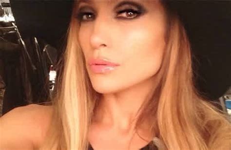 Jennifer Lopez Looks Naked In Revealing Maxi Dress