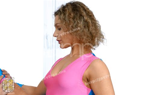 金8天国 3717 Sexercise 部活の後はコーチと一緒に気持ちいいセクササイズ Dercie ダーシー High Quality Jav