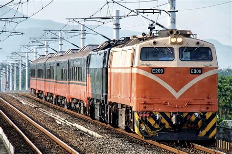 6024次 麟洛 E209 E239 Anansachen Flickr