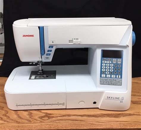 Janome Skyline S5