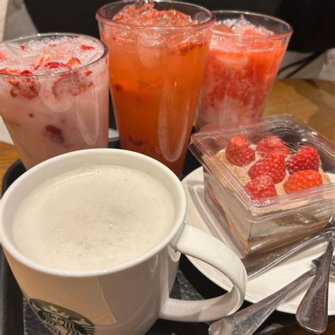 스타벅스 봄 시즌 메뉴 라일락 블라썸 티 봄 딸기 라떼 봄 딸기 카스텔라 샌드 봄 딸기 초콜릿 스윗박스 네이버 블로그