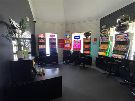 Our Story The Best Local Pub On The Fleurieu Mount Compass Hotel