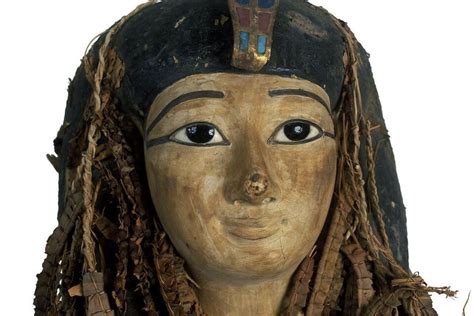 Queen Nefertari Mummy