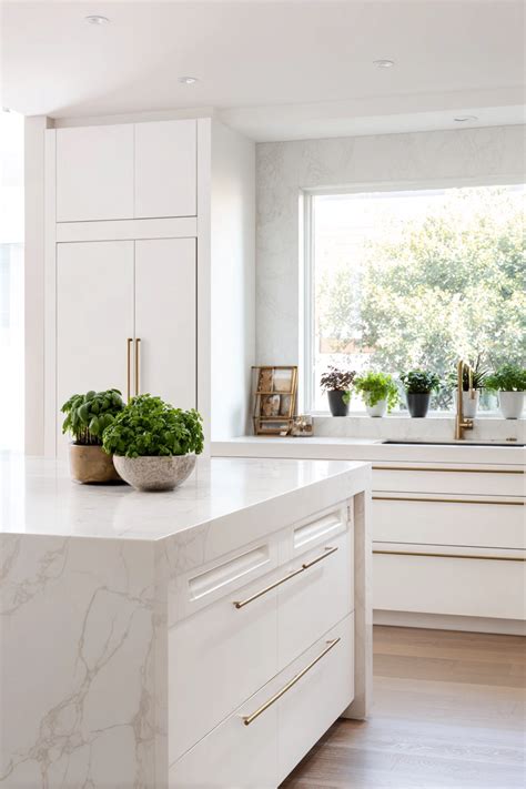 Warm White Kitchen A Detailed Exploration Of Inviting Design Concepts