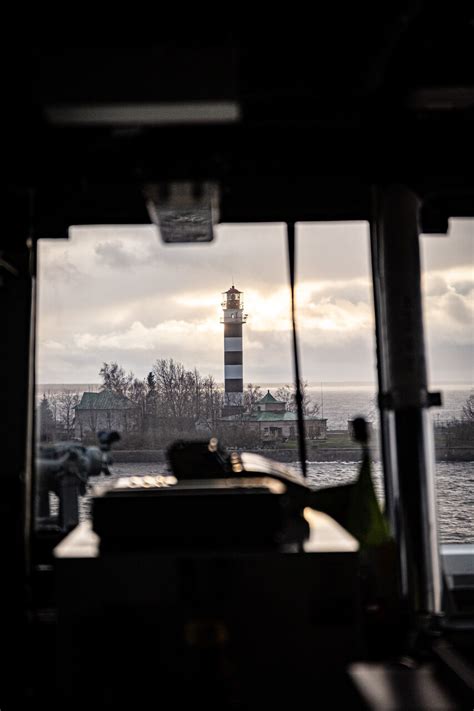Uscgc Hamilton Wmsl 753 Arrives In Riga Latvia Us Naval Forces