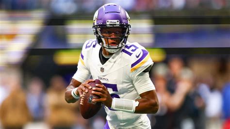 Josh Dobbs Leads Vikings To Comeback Win Off Bench I Know The Circumstance I Was Put In Was A