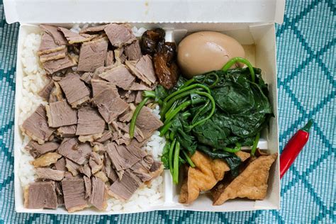 內湖美食豐禾便當加入午餐戰場，厚切排骨好吃，內湖江南店有外送