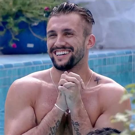 Arthur Picole Arthur Picolis • Threads Say More