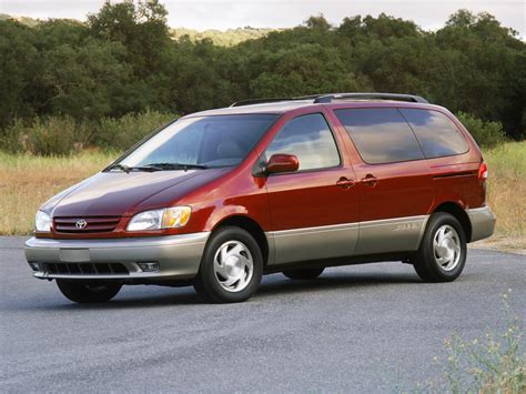 2000 Toyota Sienna 1080x1920