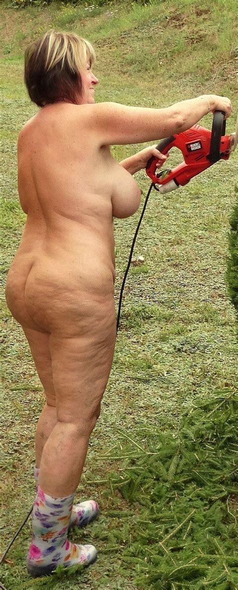 Naked Gardener Milflover9