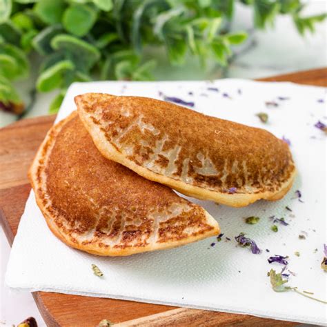 Katayef With Cheese 25 Pieces B Sweet By Basiligo