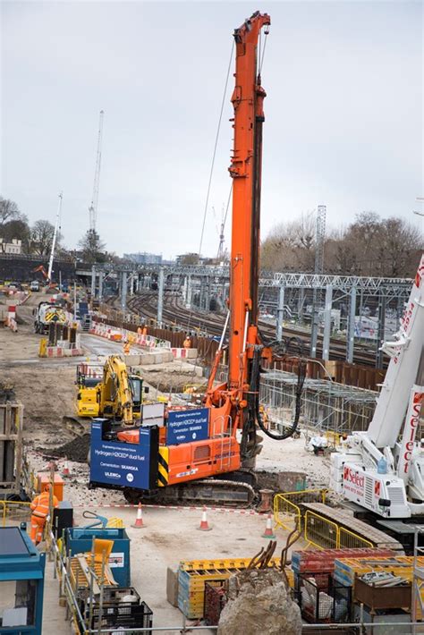 World First As Hs2 Trials Dual Fuel Piling Rig On London Site