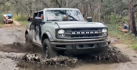 Lifted Obx Mud Stuck From The Jump Black Diamond Says Hold My Beer
