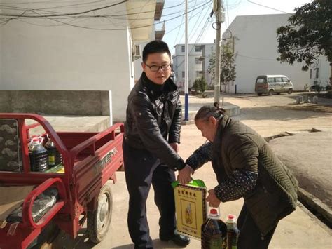 春節慰問貧困戶 真情幫扶暖人心 每日頭條