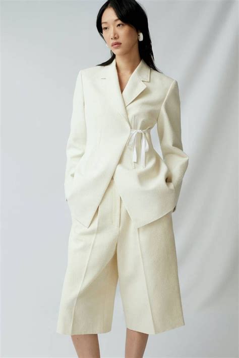 Cos Contemporary Wardrobe Staples Are All You Need This Spring Cos Fashion Sleek Dress Fashion