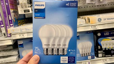 A19 Vs E26 Light Bulbs What The Numbers Mean And How Theyre Different