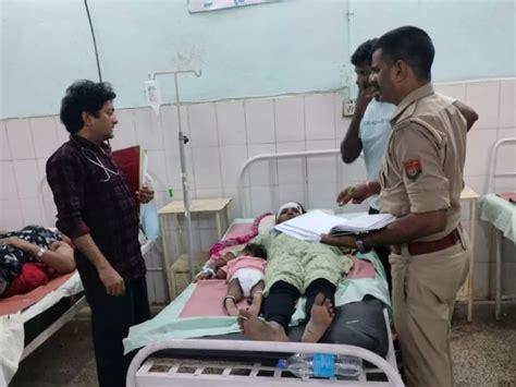 Lucknow Agra Expressway पर बस पलटने से 34 यात्री घायल 9 की हालत गंभीर