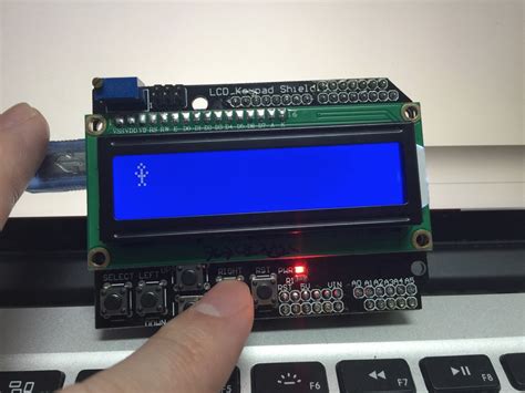 Arduino Lcd Keypad Shield Move Character