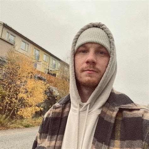 Alyas Alyas Music • Threads Say More