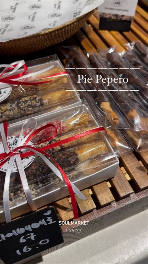 소울마켓 베이커리 🎅소울마켓 크리스마스 케이크 출시🎅 이번 크리스마스엔 소울마켓의 정성 가득한 케이크로 달콤한 연말을 준비해