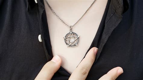 Inverted Pentagram In Catholic Churches The Pentagram A Symbol Of
