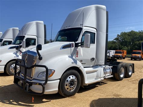 2021 Kenworth T680 Day Cab Truck J M Wood Auction Company Inc
