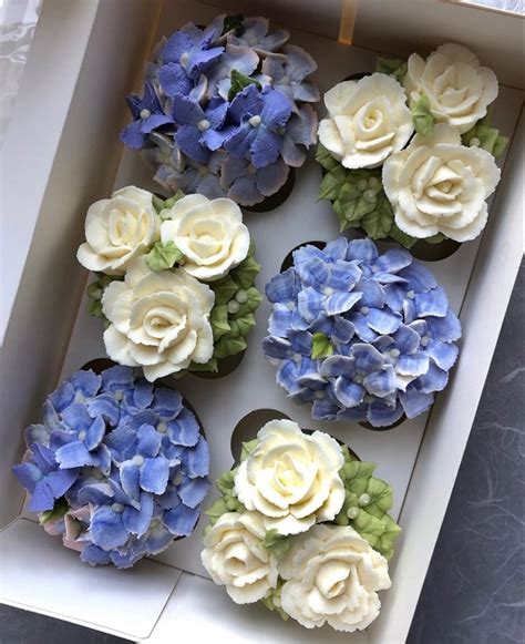 Hydrangea Cupcakes Beautiful And Delicious Wedding Desserts