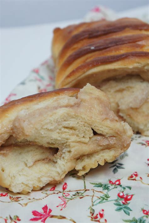 Kinder Roll Isibakery