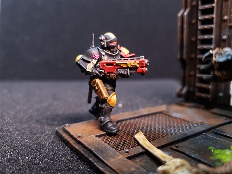 Adeptus Arbites Vs Oop Tyranid Rwarhammer40k