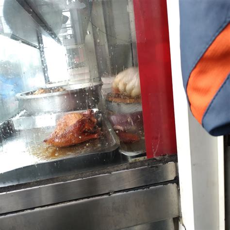 彰化縣鹿港鎮 香ㄚ城烤鴨（港式燒臘快餐） 台灣餐廳推薦 手搖推薦 甜點推薦 買一送一 優惠訊息